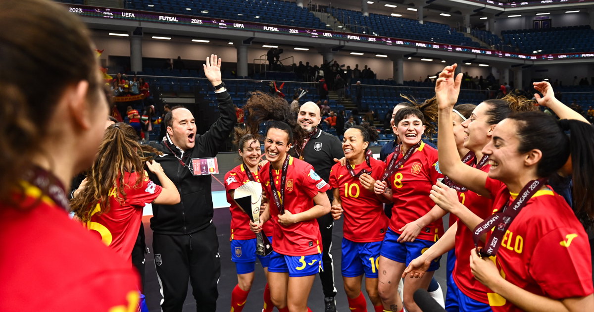 Pioneers share success stories about athlete influence at SAPIS conference