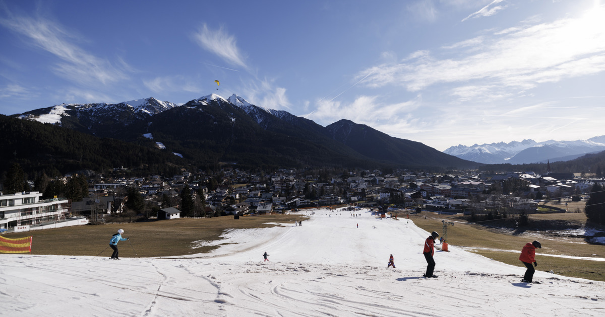 Mapping the sport and climate space